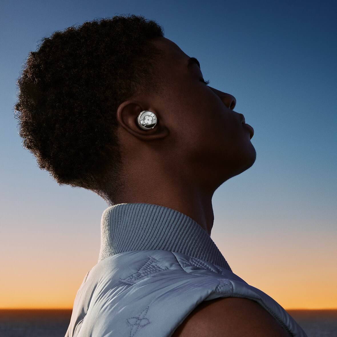 Louis Vuitton Horizon Light Up 耳機 - 銀色 - 科技產品及配件 - QAB260 | LOUIS VUITTON